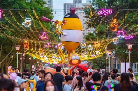 來當搗蛋鬼！桃園萬聖城藝文廣場熱鬧展開 市集、電音派對等你同樂