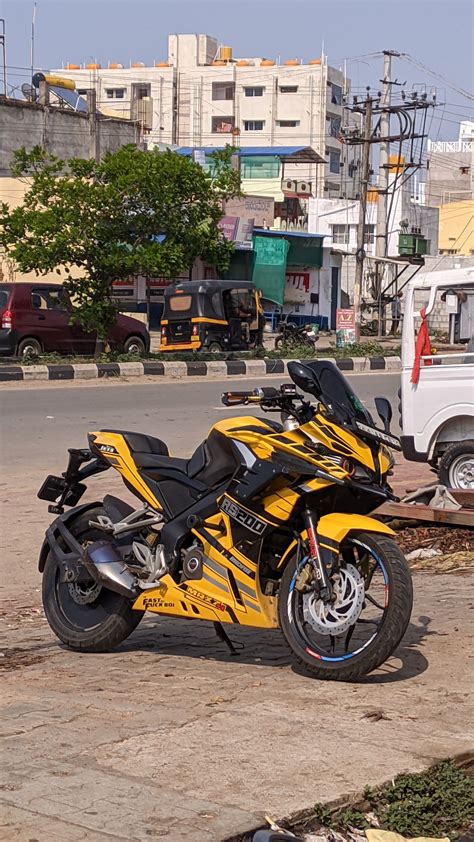 Best Ever Modified Bajaj Pulsar Ns200 With Usd Forks Dual Front Discs