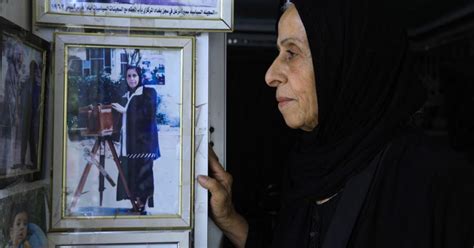 سميرة مزعل تحدّت الأعراف فكانت أول امرأة تمتهن التصوير في العراق