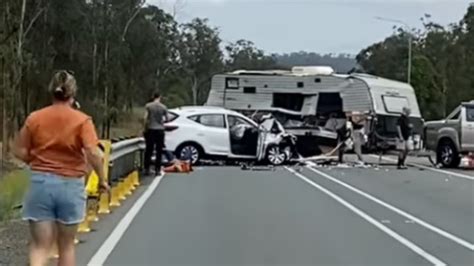 Bruce Highway Closed After Car Caravan Accident North Of Gympie Qld