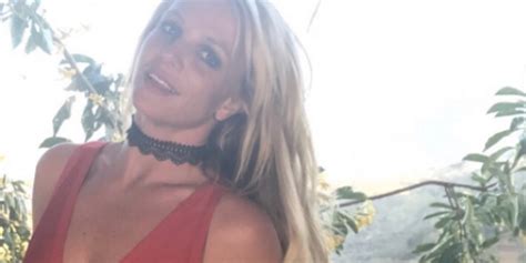Britney Spears Instagram Hacked By Russian Spies Paper Magazine