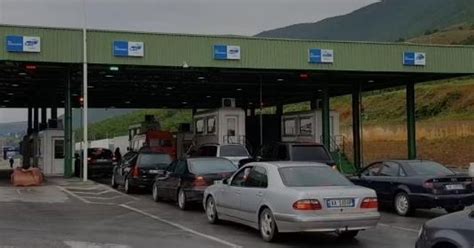 Kosova Kusht Për Shqiptarët Që Kalojnë Kufirin Hiqet Taksa 22 Euro Për