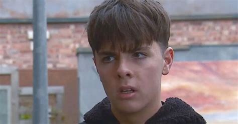 Coronation Street Villain Makes Chilling Return To Cobbles After Prison