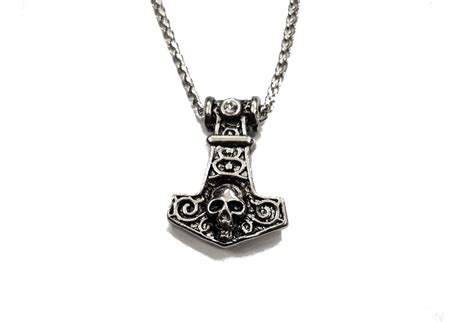 Skull Mjolnir Hammer Pendant