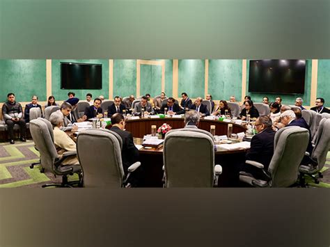 Industry Seeks Focus On Capex Fiscal Consolidation Tax Rationalistion