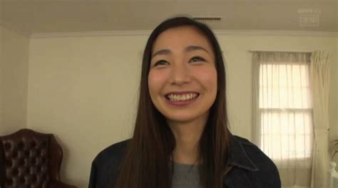 이 배우 이름 알수 있을까요 Avdbs