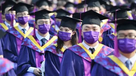 失業率：中國停止發佈青年失業數據，今年以來屢創歷史新高 Bbc News 中文