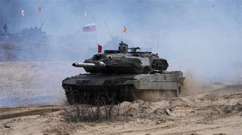 Krieg in der Ukraine Rheinmetall will in Rumänien westliche Waffen warten