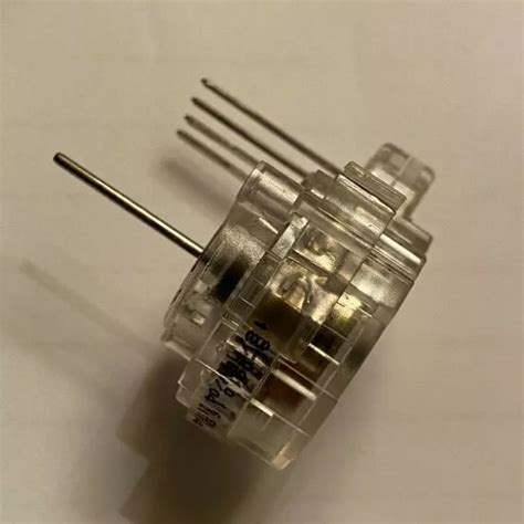 AUDI TT MK1 Cluster Stepper Motor For Speedometer Revs 25 00