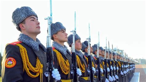 14 января День защитников Родины в Узбекистане
