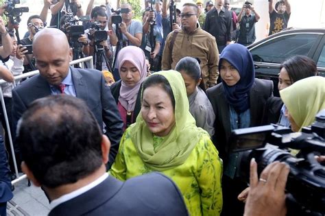 Ex Malaysian Pms Wife Rosmah Fails In Bid To Involve Authorities In