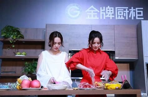 中国爱厨日 金牌厨柜为更多家庭定制高品质家居，让每个人体验回家的美好。
