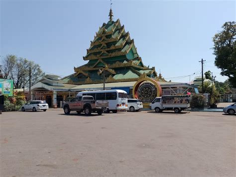 တန်ဆောင်တိုင်ရုံးပိတ်ရက်၌ ကျိုက်မရောမြို့ ဆုတောင်းပြည့်ဘုရားကြီးနှင့