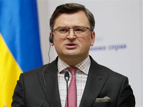 Най близкият на Зеленски хвърли оставка