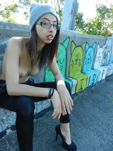 Stylish Frames And Public Boobs Porn Pic Eporner