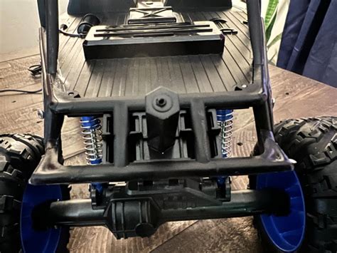DEERC DE60 Large 1 8 Scale Upgraded Remote Control Truck Review The