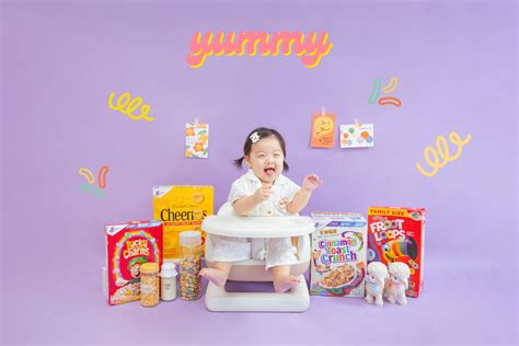 시월사진관 본아트 백일사진 돌사진 홈스냅 전통백일 출장 돌아가의 씨리얼 컨셉입니다 아주 귀여운 알록달록 색감의 컨셉이예요 백일 이백일 삼백일 아가까지 전부