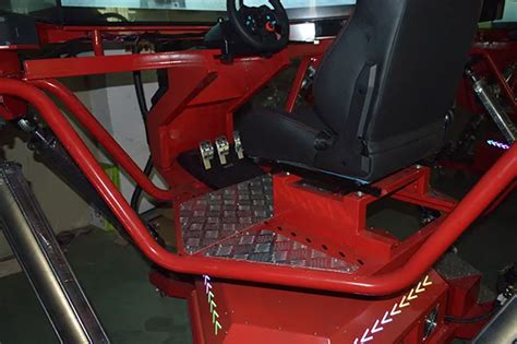 3 Hd 스크린 자동차 경주 시뮬레이터 아케이드 오락 동전은 게임 센터를 위한 도매 게임 기계를 운영했습니다 Buy 실내 오락 게임 기계총격사건 아케이드 게임 기계