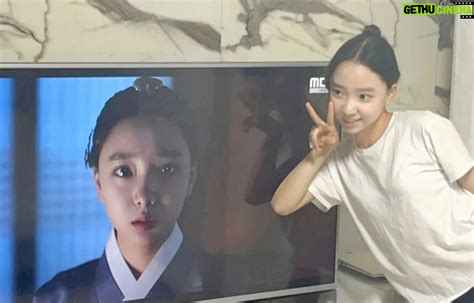 Lee Go Eun Wiki Biography Age Gallery Spouse And More