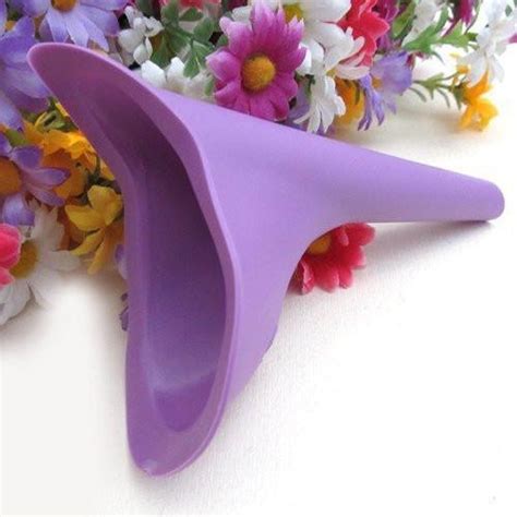 Dispositivo Femenino Para Orinar De Pie Urinal Mujer Pipi 14900 En