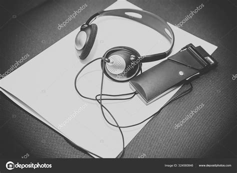 Headphones Used For Simultaneous Translation Equipment Simultaneous