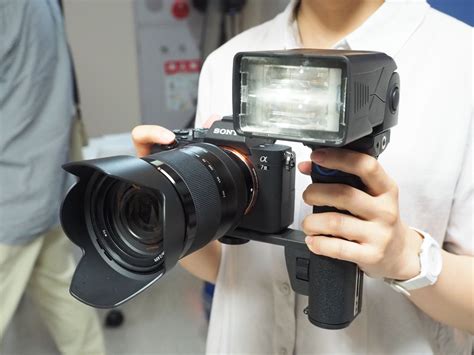 ニュース＆トピックス：【レポート】ニッシンジャパン 新製品マシンガンストロボ「mg10」セミナー：camera Fan編集部：カメラファン