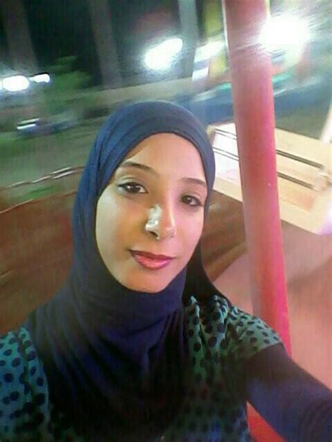Hayat Arab Hijab Girl Nuds 45 Pics