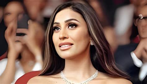 العريس مصري دينا الشربيني تحسم شائعة ارتباطها بإعلامي إماراتي النهار