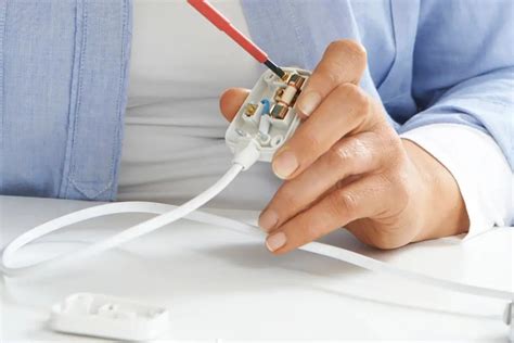 How To Replace Electrical Cord Plug Storables
