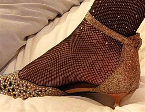 Sissy Stepmom 🩵 Valentines Outfit 2 The End Rpantieguys
