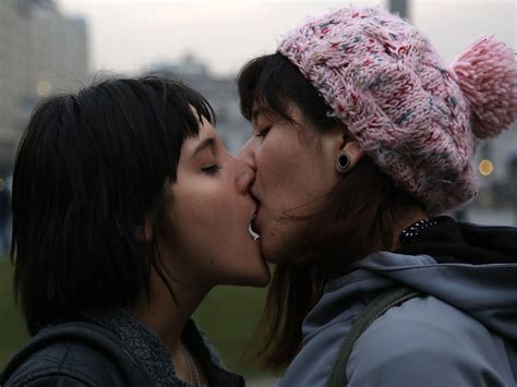 Lesbian Lip Lock Page 28 Literotica Discussion Board