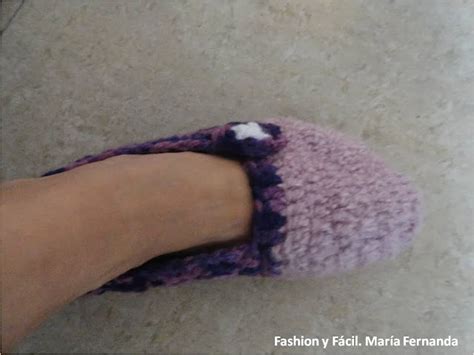 Fashion y Fácil DIY Dos modelos de slippers ó babuchas tejidas a ganchillo y tricot en color