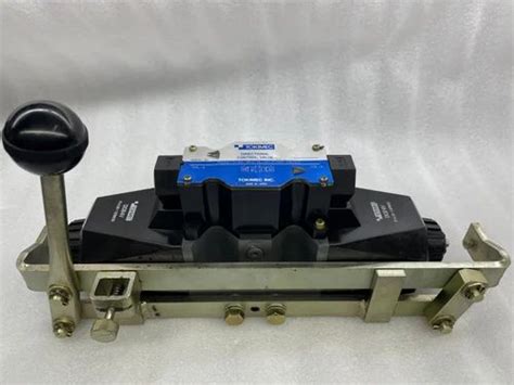Brass Tokimec Dg4v 5 8c M P7l H 7 40 Ja262 Directional Control Valve