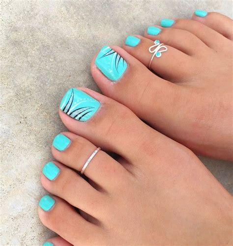 Best 19 Spring Toe Nails Colors You Must Try This Year