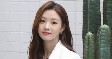 Lee Se Hee Height Weight Body Measurements Bra Size Shoe Size