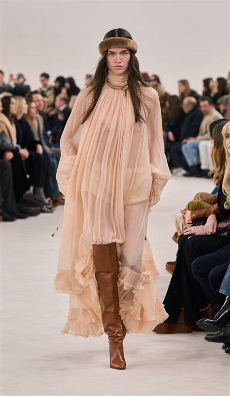 Chloé And See By Chloé Official Site Luxury Fashion Chloe Fashion