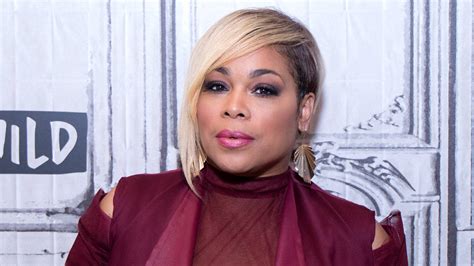 T Boz Age Photos And Pictures Singer Tionne T Boz Watkins Of Tlc