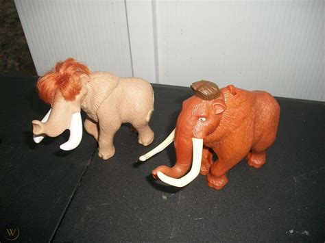 Burger King And Mcdonalds 2002 To 2009 Ice Age Set Of 18 Toys