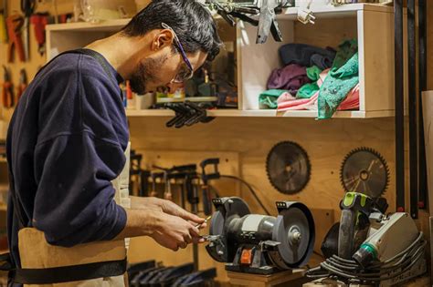 The Ultimate Guide To Using And Maintaining A Bench Grinder Garagesandworkshops