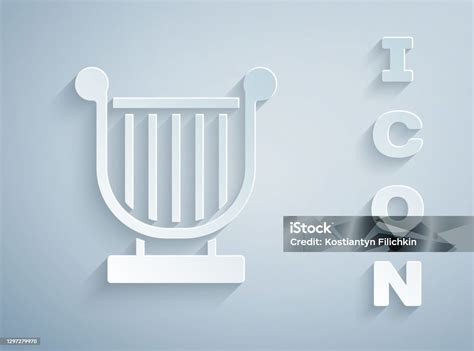 종이 회색 배경에 고립 된 고대 그리스 어 가사 아이콘을 잘라 클래식 악기 오헤스트라 현악 음향 요소 종이 아트 스타일 벡터 3차원 형태에 대한 스톡 벡터 아트 및 기타