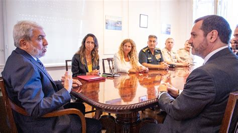 Aníbal Fernández Selló Un Acuerdo De Cooperación Con La Policía Federal