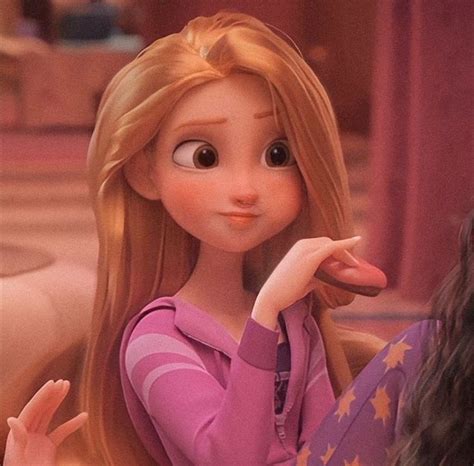Pin Di Rana Uysal Su Rapunzel Principesse Disney Foto Disney Disney