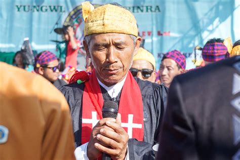 Dvb ပန်ဆိုင်း ကြူကုတ် တွင် ကျင်းပသည့် စုပေါင်းခရစ္စမတ်ပွဲတော် ဓာတ်ပုံ