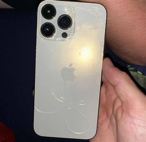 Cracked The Back Of My Iphone 14 Pro Max Can I Just Leave It Like This With A Case Or Should I