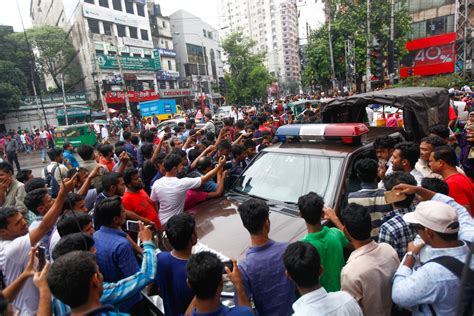 Bangladesh Mass Student Protest Demands Better Road Safety Time
