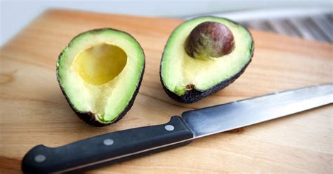 Cutting Avocado How To Do It So You Dont End Up In Hospital