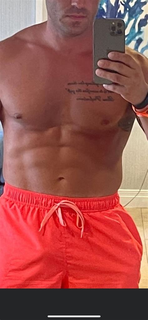 Thenakedpreacher The Naked Preacher Onlyfans Content Leakedonlyf