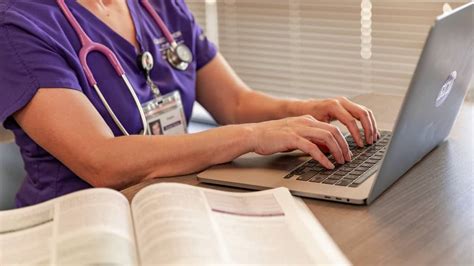 Masters Degrees In Healthcare Online And Evening Gcu