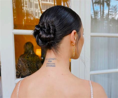 Can You Train Your Hair To Be Less Greasy The Everygirl