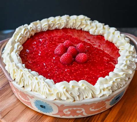 Raspberry Cream Pie With Graham Cracker Crust Modern Honey